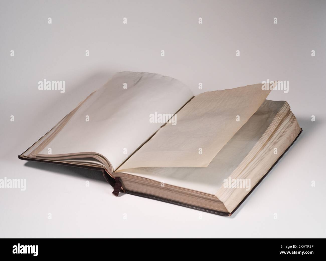 old book open with blank pages Stock Photo - Alamy