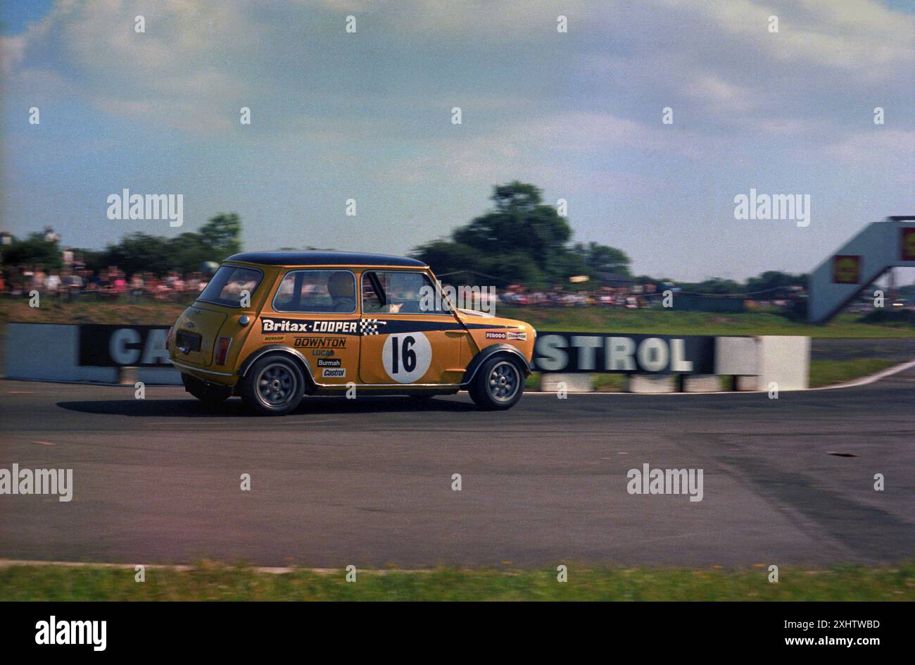 Gordon Spice Britax Mini Cooper Croft Autodrome. British Saloon Car ...