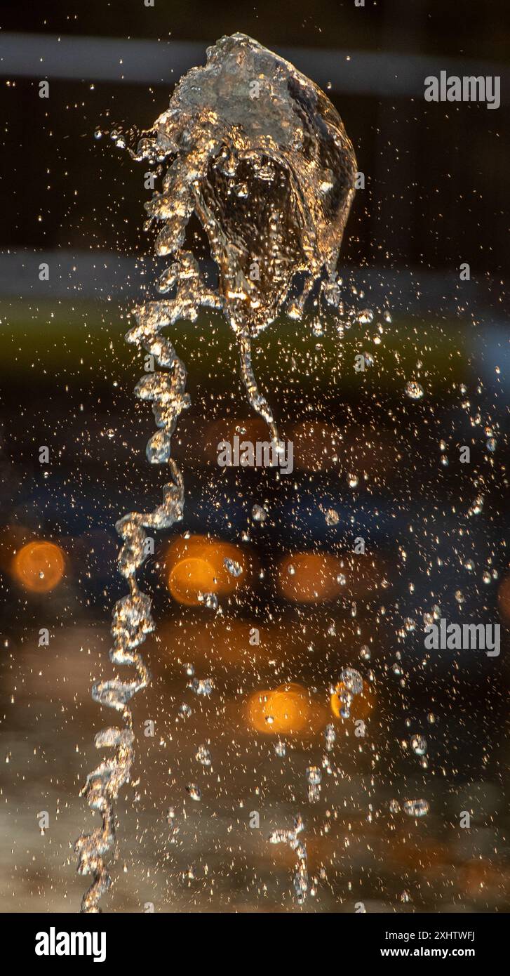 Abstract water fountain hi-res stock photography and images - Alamy