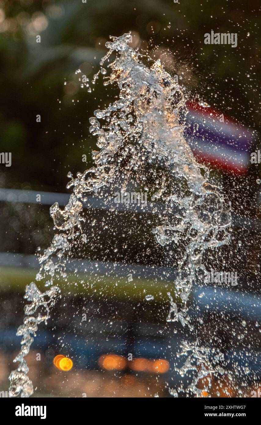 Abstract water fountain hi-res stock photography and images - Alamy