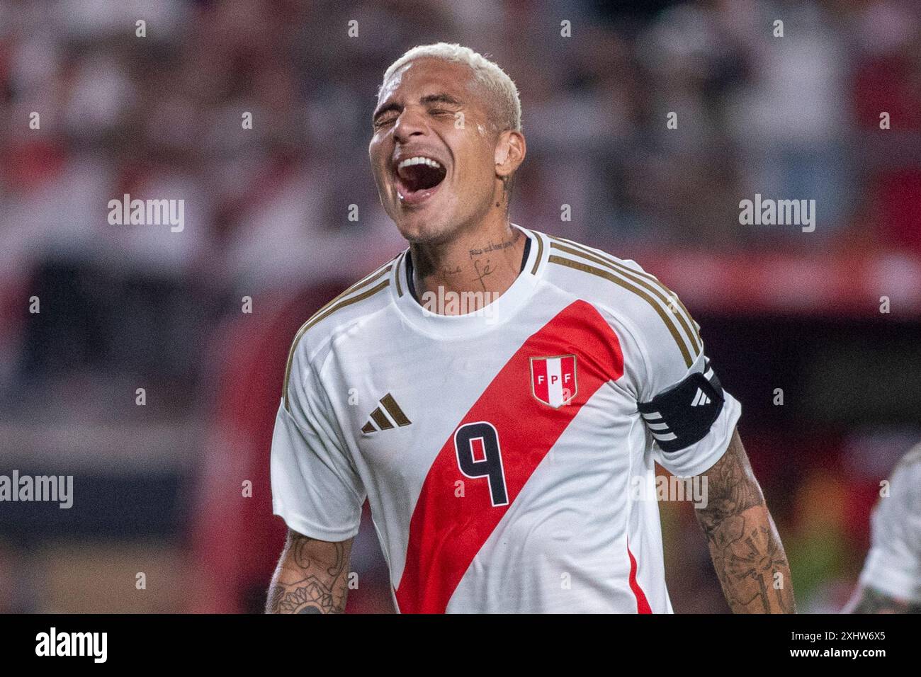 LIMA, PERU - MARCH 27: Paolo Guerrero of Peru celebrates his goal ...