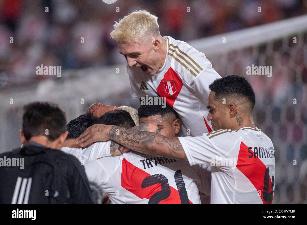LIMA, PERU - MARCH 27: Paolo Guerrero of Peru celebrating his goal with ...