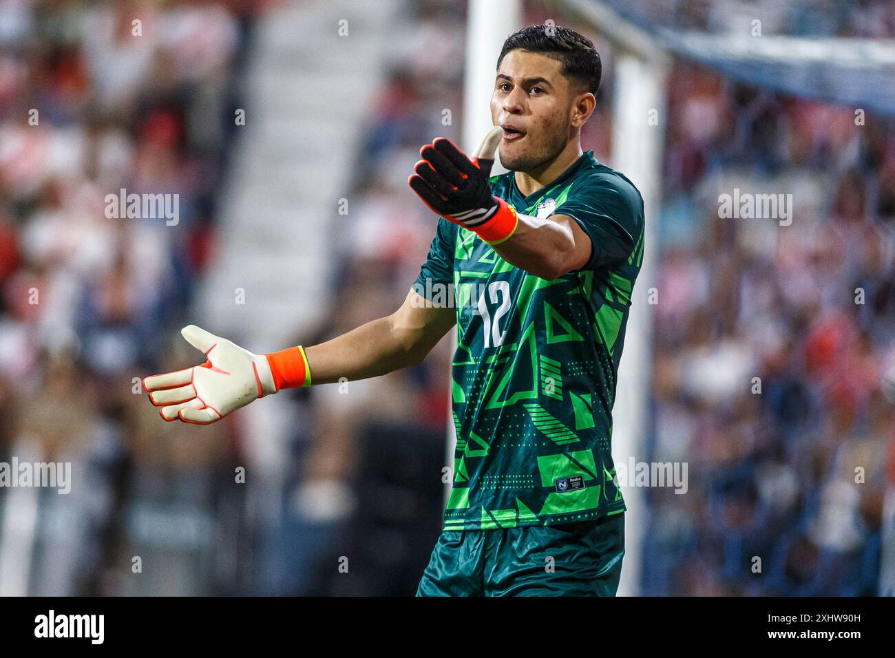 Estadio de futbol el salvador hi-res stock photography and images - Alamy