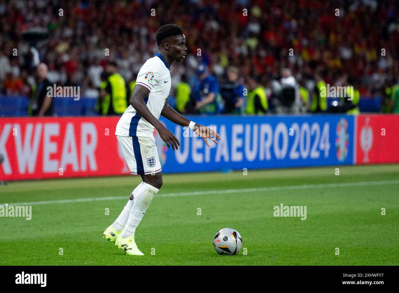 Bukayo Saka (England, #07) am Ball, GER, Spain (ESP) vs England (ENG ...
