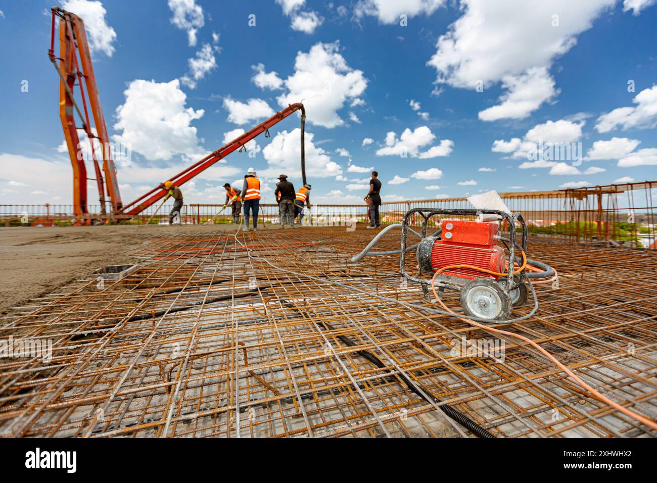 Wheeled electrical aggregate, generator with electric engine, for ...