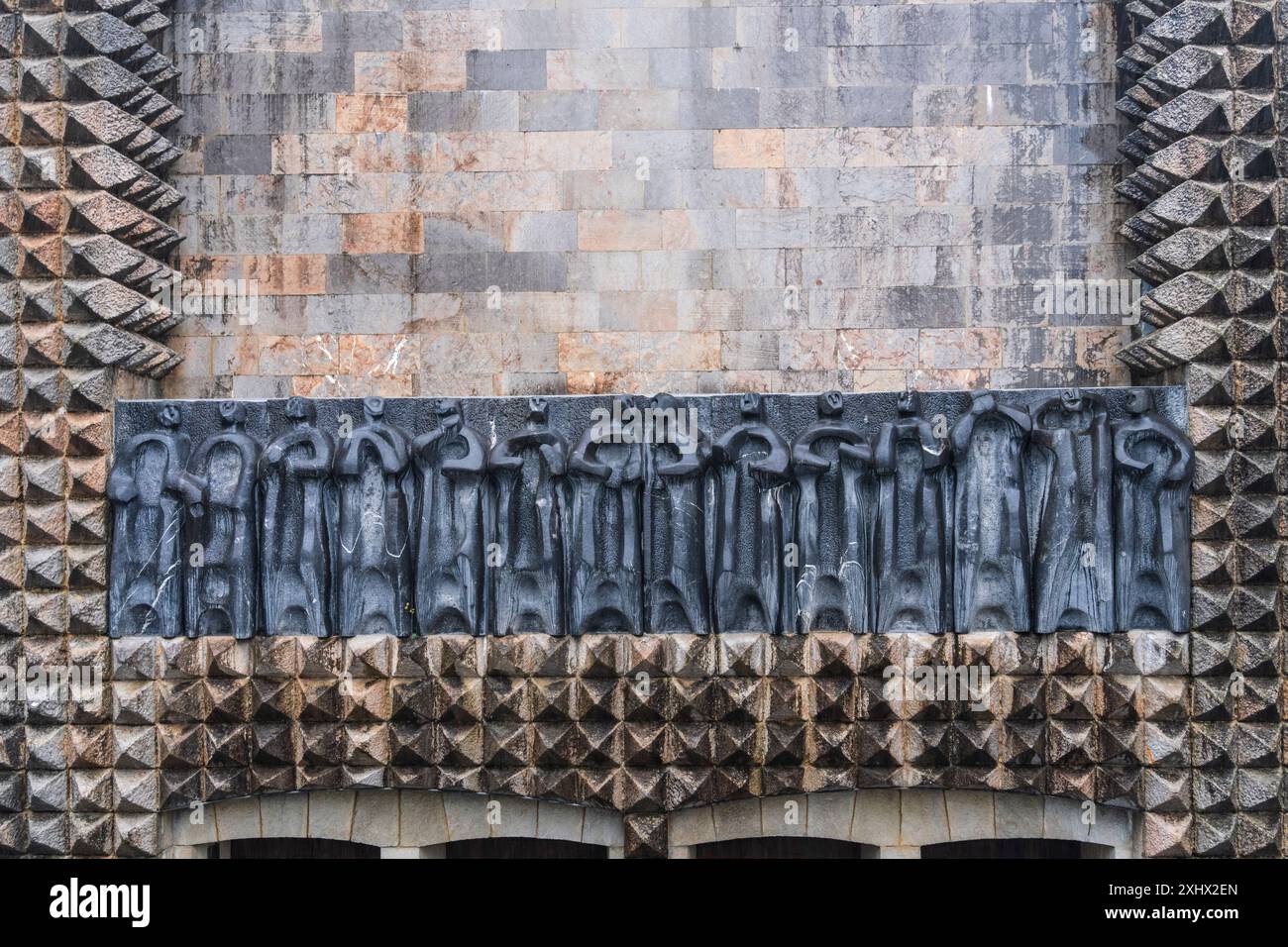 sculptures of the 14 apostles on the façade, sculptor Jorge Oteiza ...