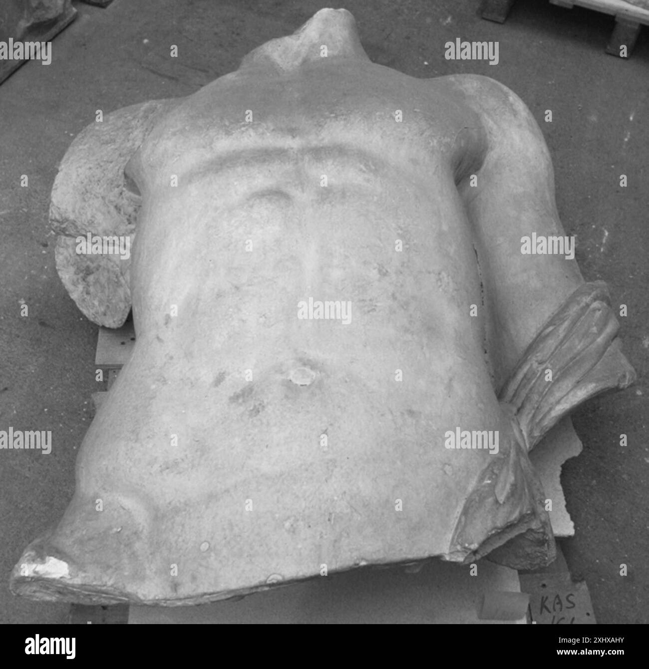 Statue of zeus Black and White Stock Photos & Images - Alamy