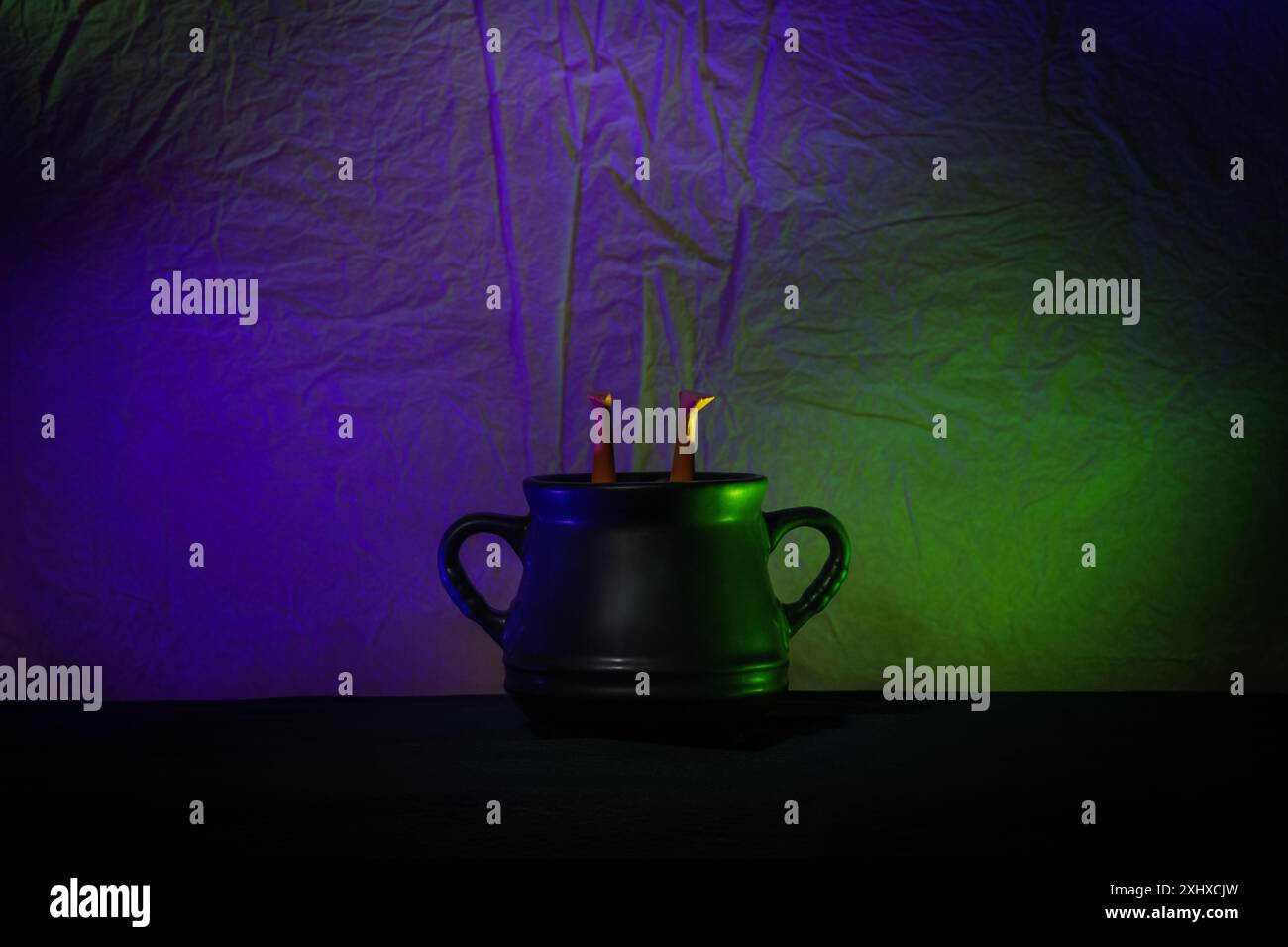 Legs and co hi-res stock photography and images - Alamy