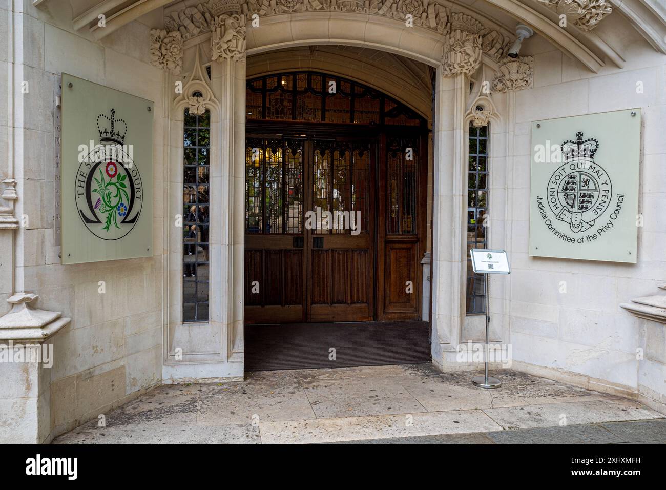 The Supreme Court London and the Privy Council of the UK - Main ...