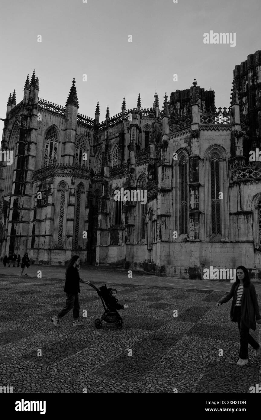 Portuguese gothic architecture hi-res stock photography and images - Alamy