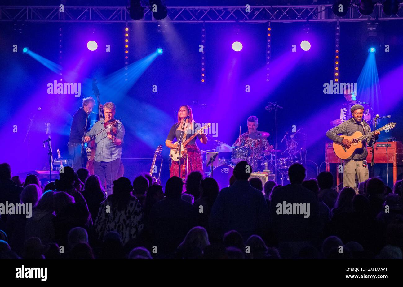 Grammy award and Pulitzer prize winner American singer-songwriter ...