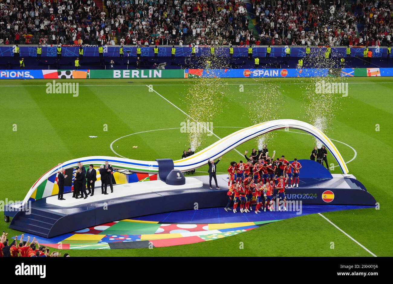 Spain players celebrate with the Henri Delaunay Cup following the UEFA ...