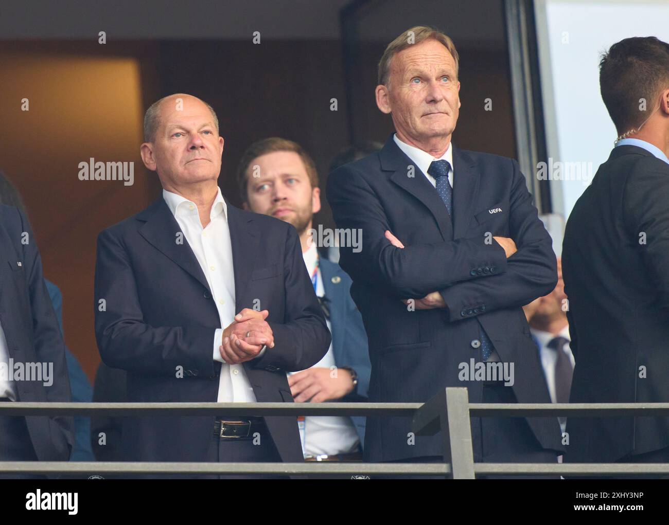 Olaf Scholz, Bundeskanzler Deutschland , Hans-Joachim Watzke, Managing ...