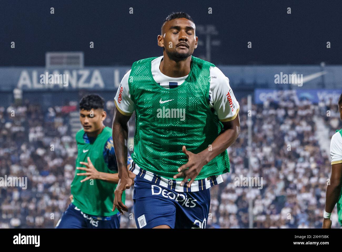 LIMA, PERU - MARCH 20: Aldair Fuentes of Alianza Lima during the ...