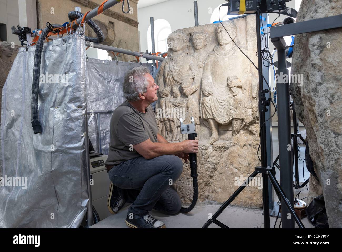 Blussus stone hi-res stock photography and images - Alamy