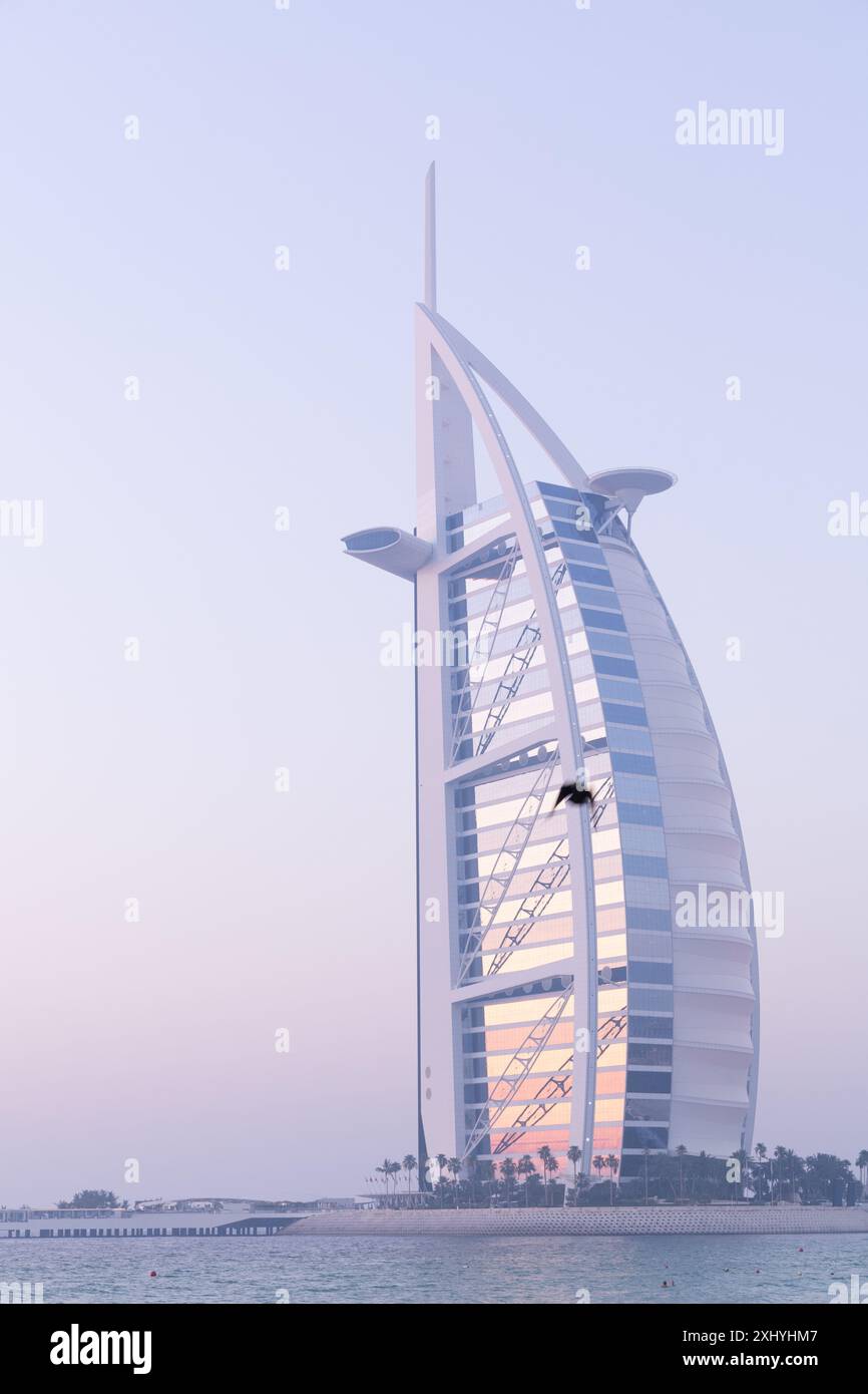 Burj al Arab luxury hotel Dubai Stock Photo - Alamy