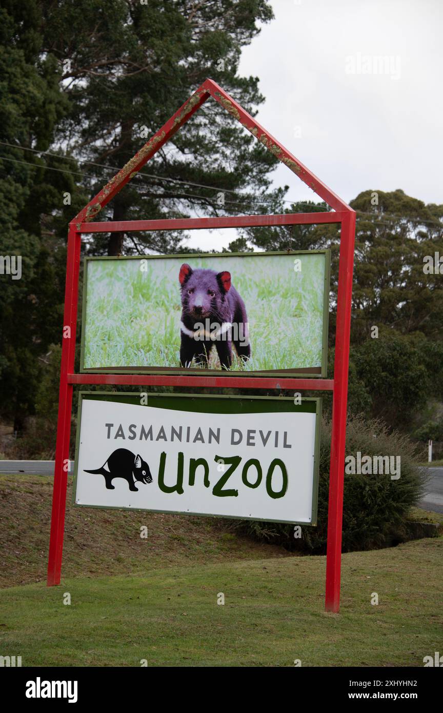 The Tasmanian Devil UNzoo on the Arthur Hwy, between Hobart and Port ...