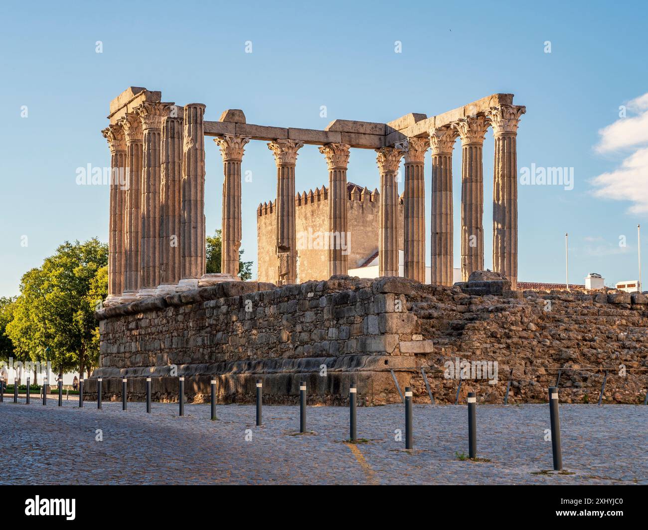 Roman Temple of Evora, Portugal Stock Photo - Alamy