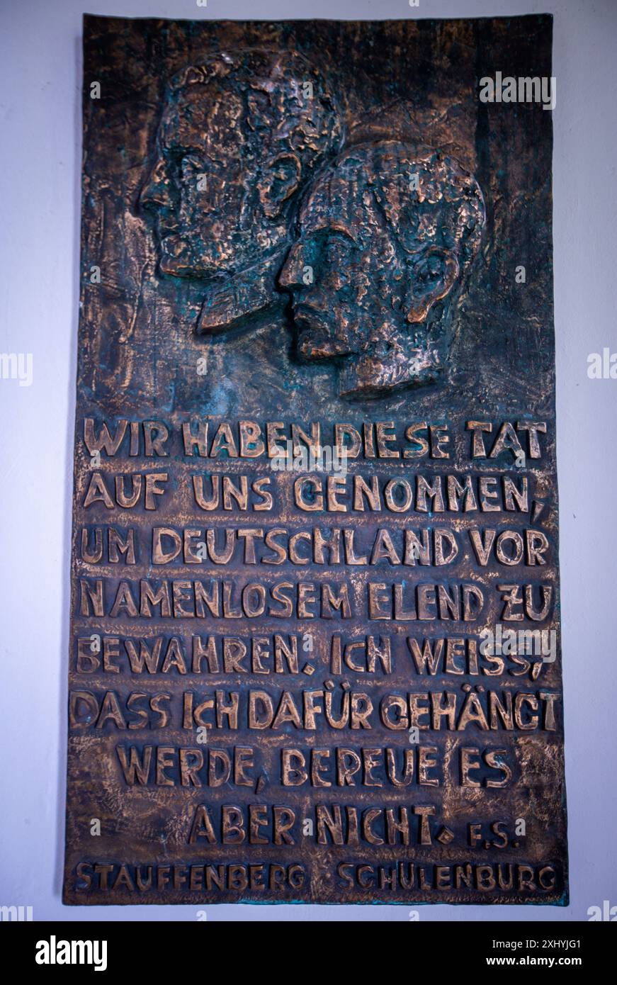 16 July 2024, Mecklenburg-Western Pomerania, Klein Trebbow: A memorial plaque hangs in the ...