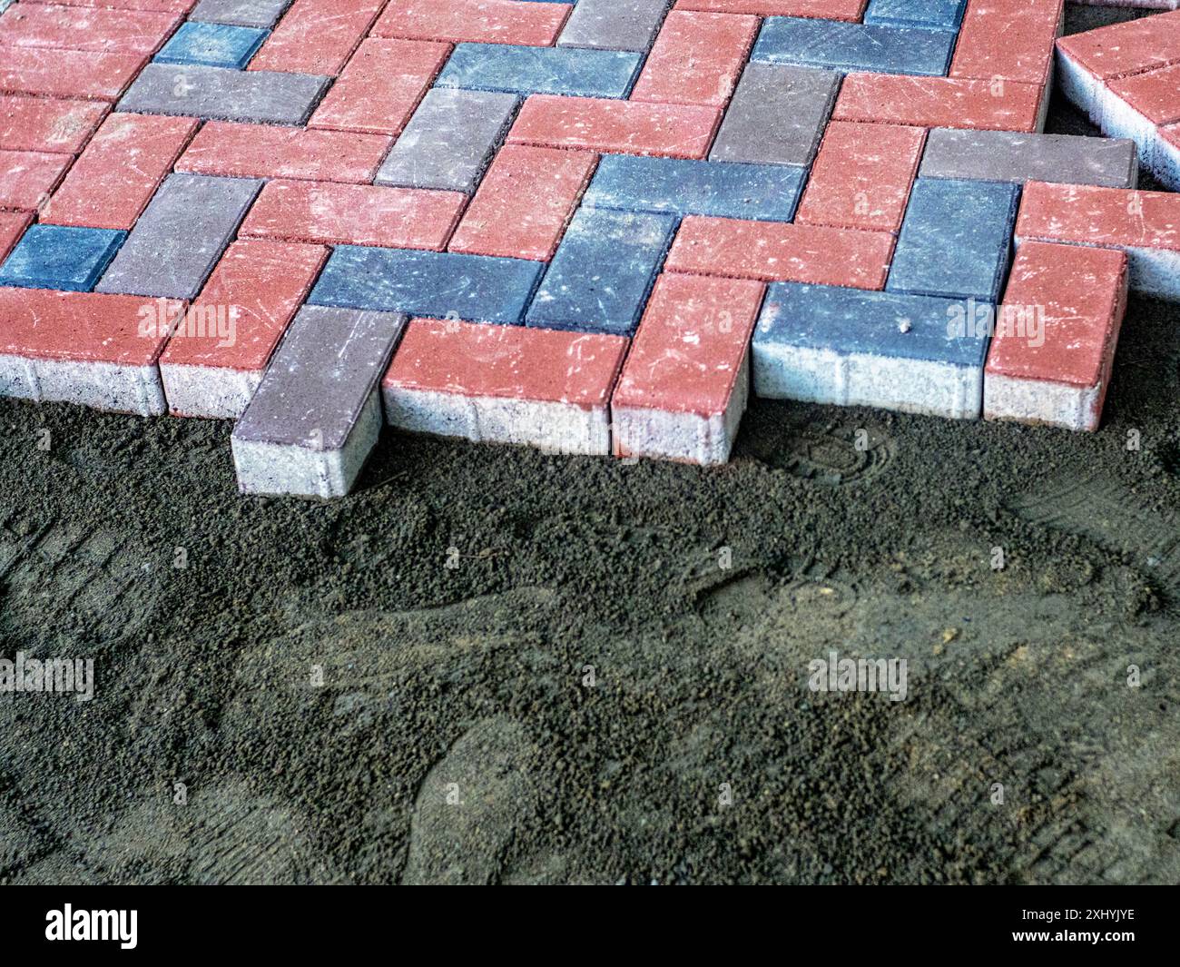 Installing pavers hi-res stock photography and images - Alamy