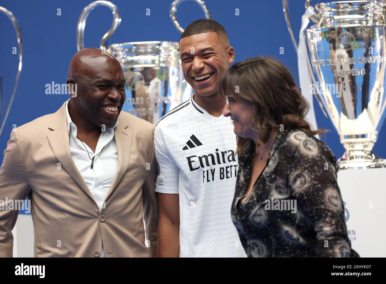 New Real Madrid player Kylian Mbappe with parents Wilfried Mbappe and ...