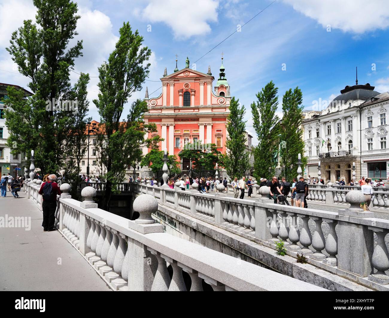 Ljubljana triple bridge slovenia hi-res stock photography and images ...