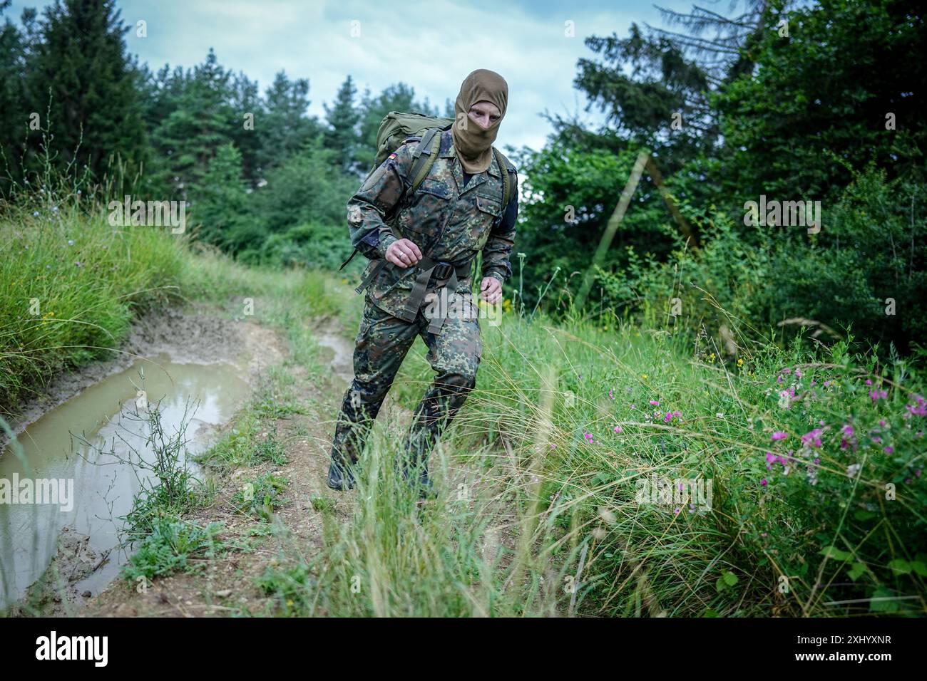 02 July 2024, Baden-Württemberg, Calw: A soldier from the Special ...