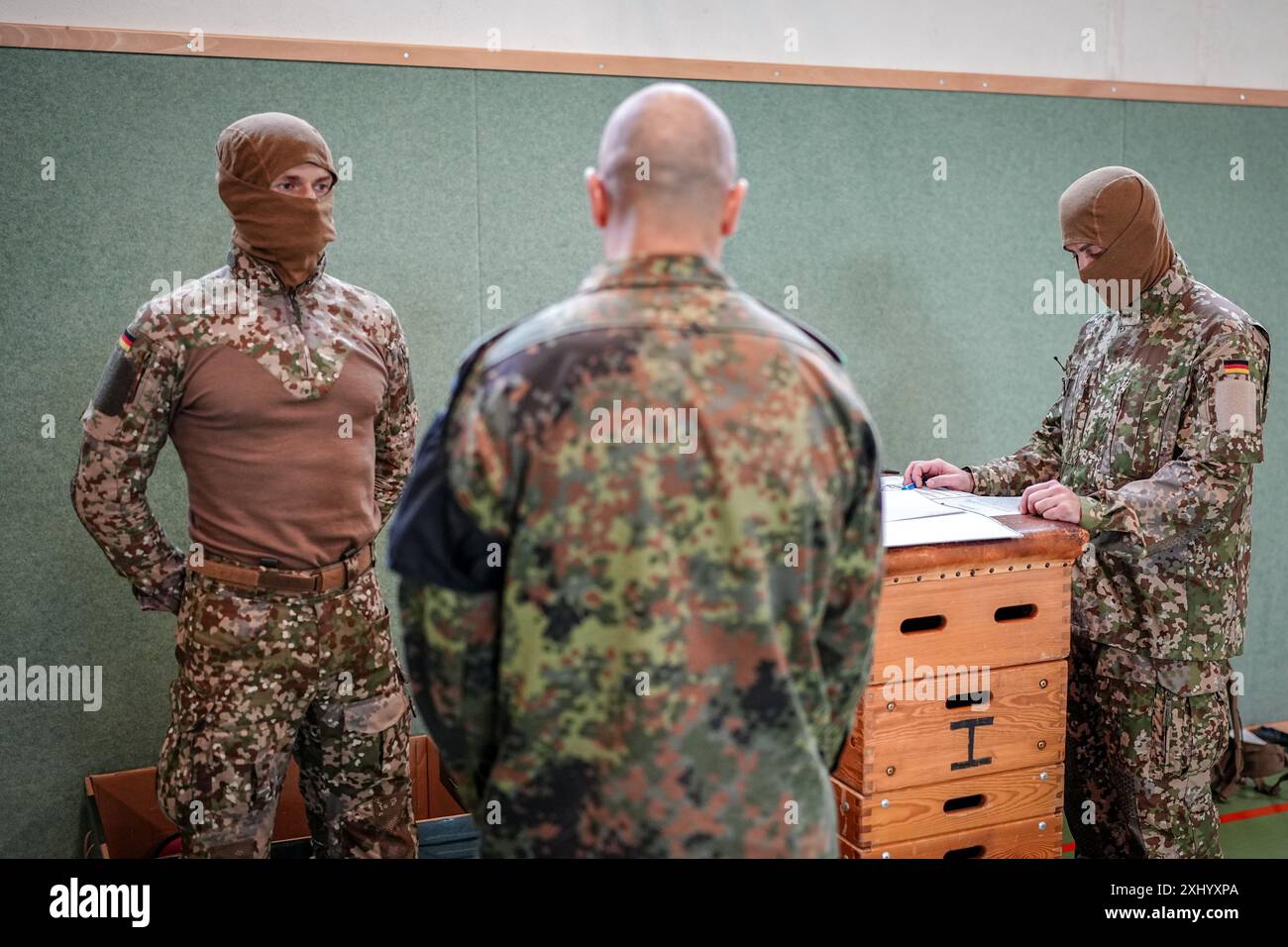 02 July 2024, Baden-Württemberg, Calw: Close combat experts from the ...