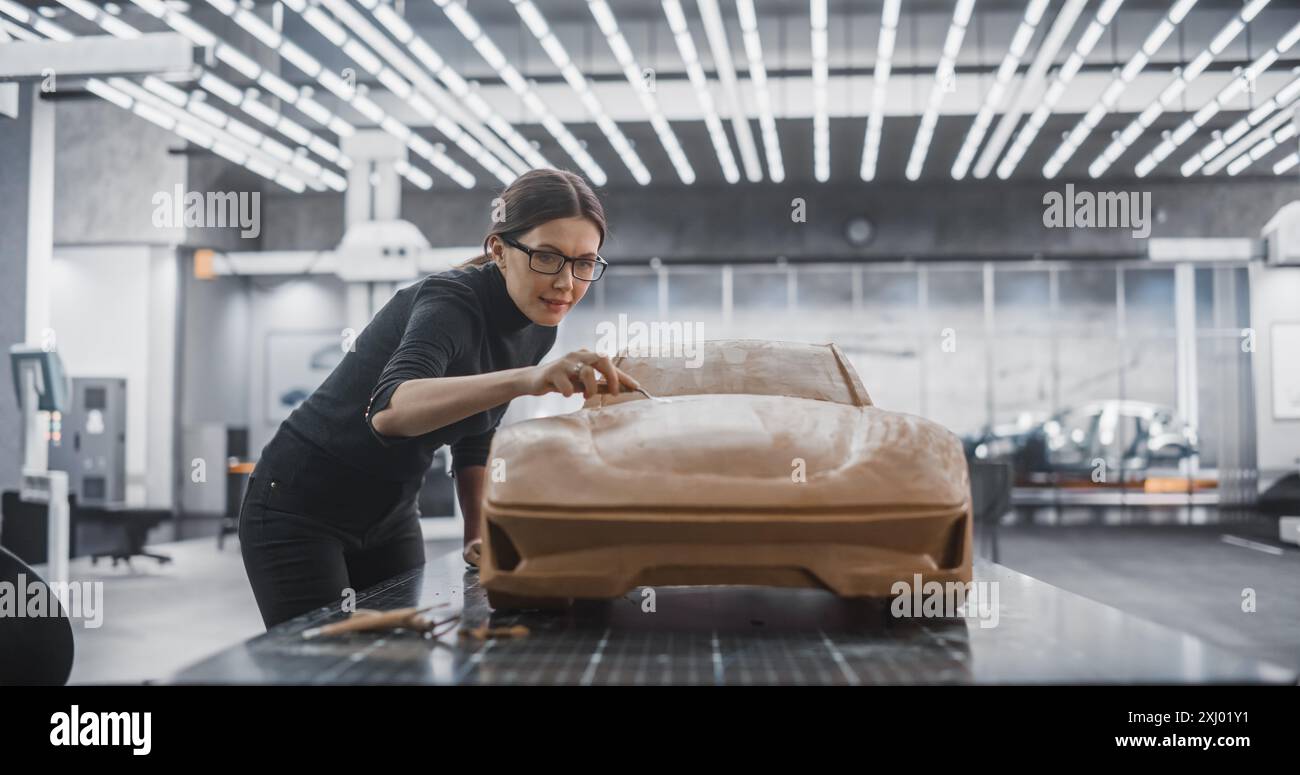 Car design studio hi-res stock photography and images - Alamy