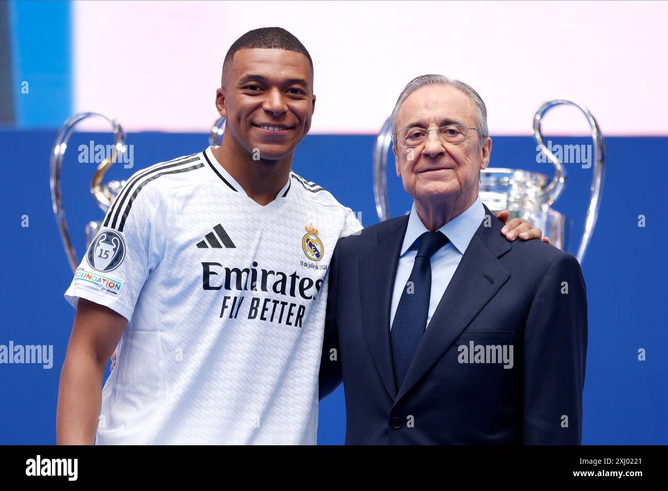 Kylian mbappe real madrid presentation hi-res stock photography and ...