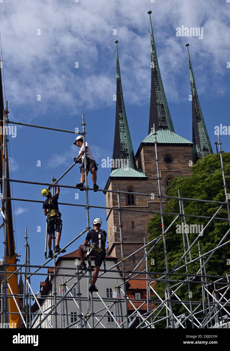 Erfurt, Germany. 16th July, 2024. The construction of the spectator ...