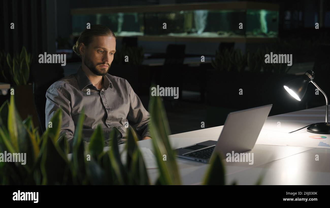 Working day and night hi-res stock photography and images - Alamy