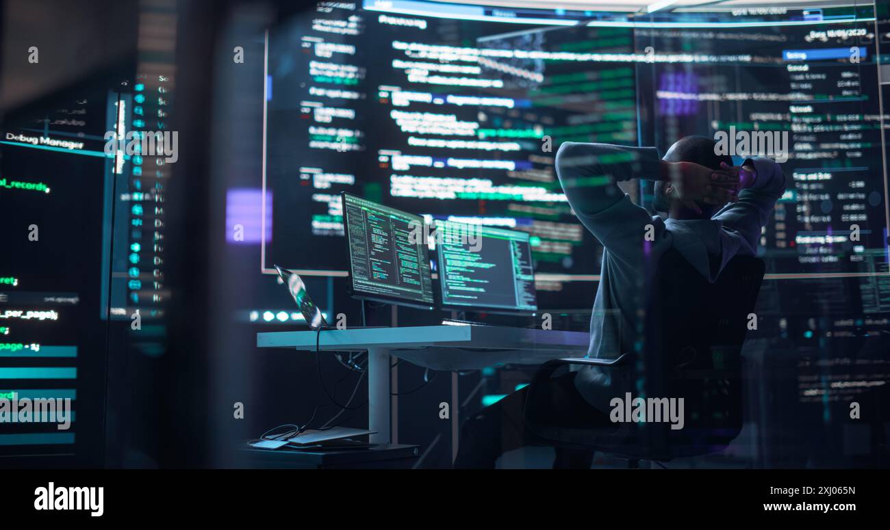 Screens programming code on black hi-res stock photography and images ...