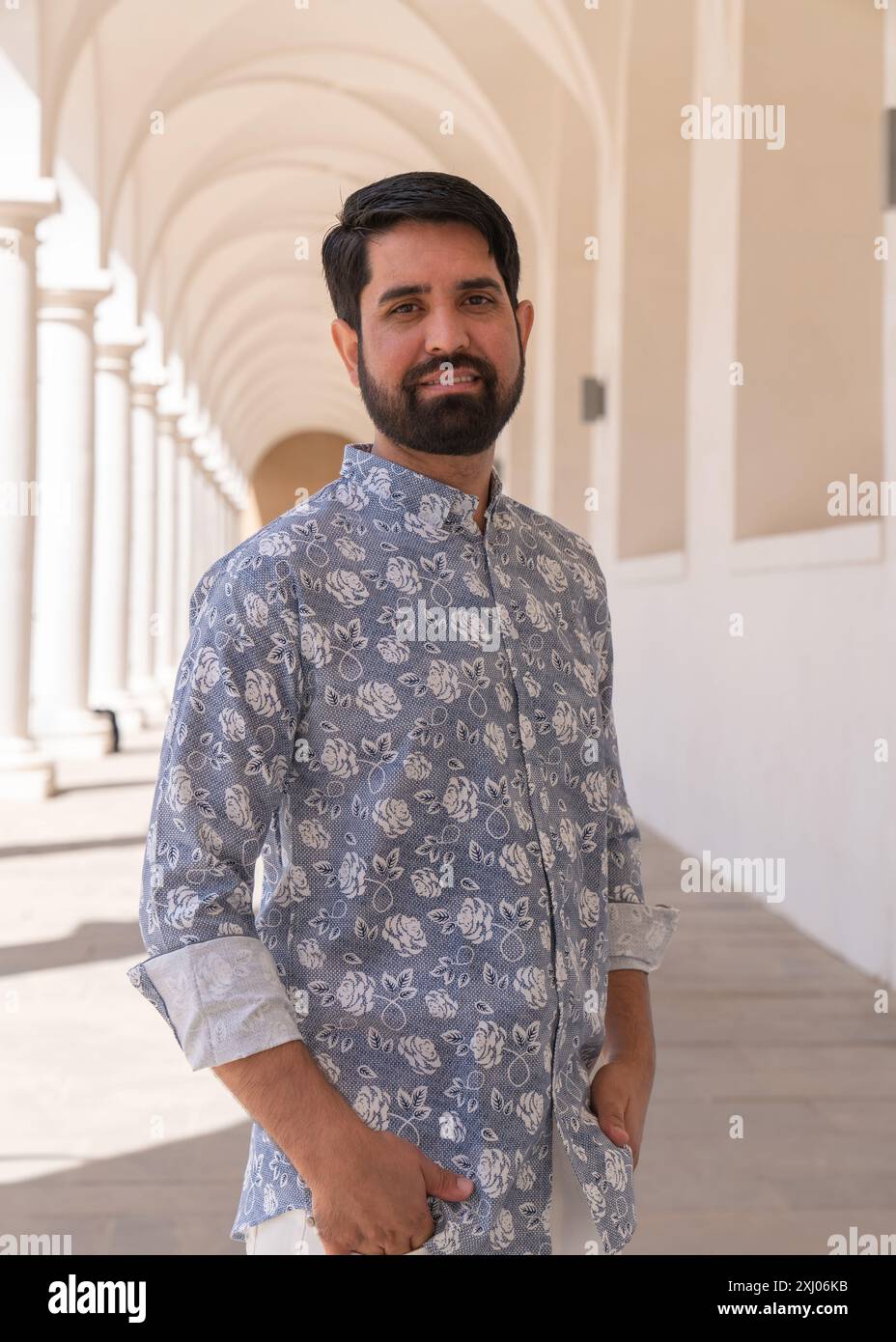 Pakistani man portrait hi-res stock photography and images - Alamy