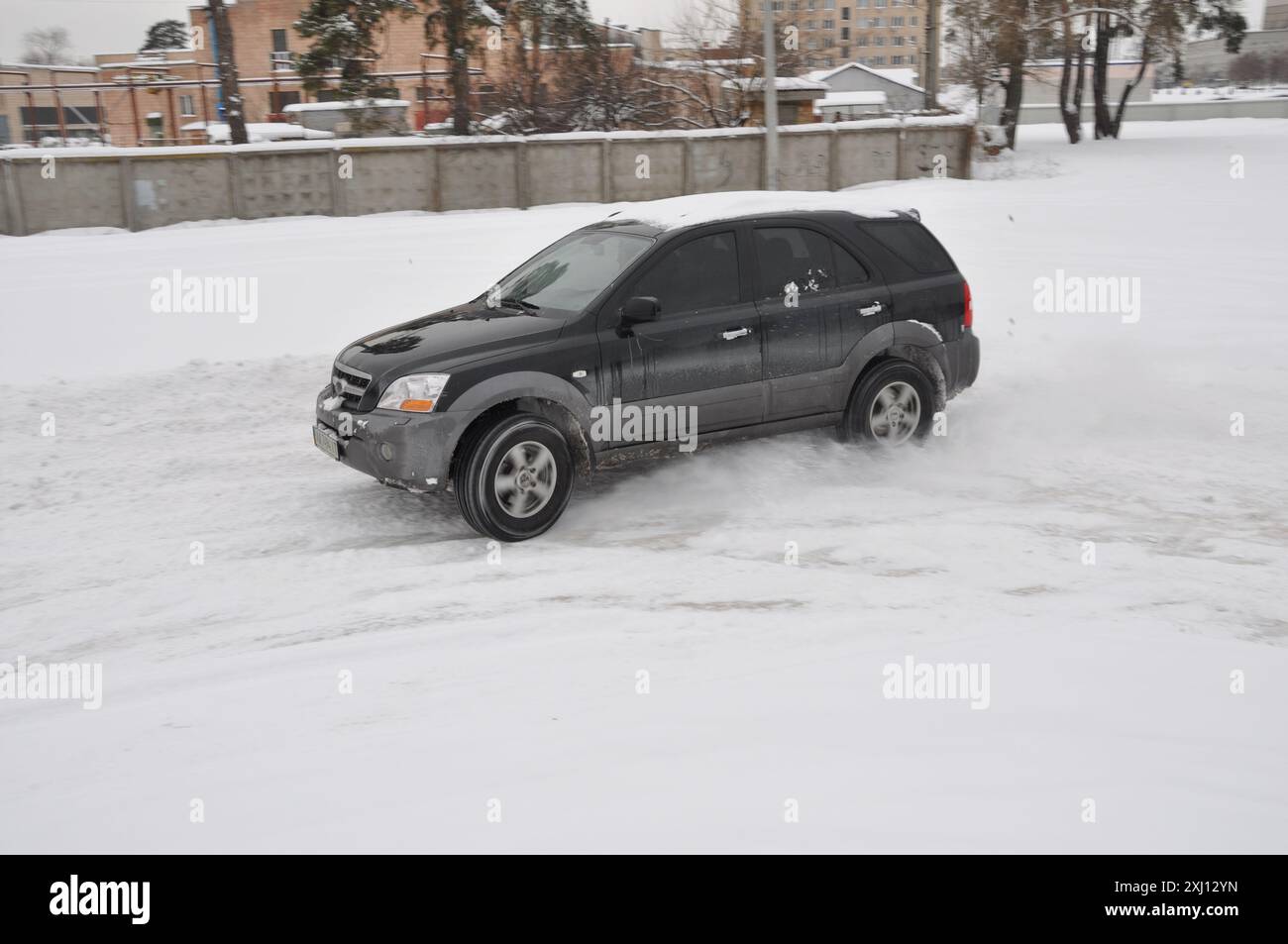 Powersliding car hi-res stock photography and images - Alamy