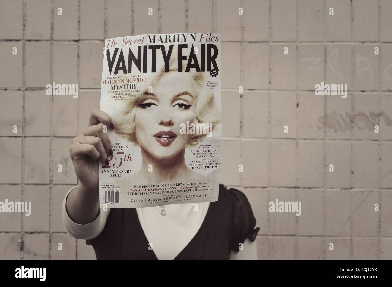 Deepfake mask hi-res stock photography and images - Alamy