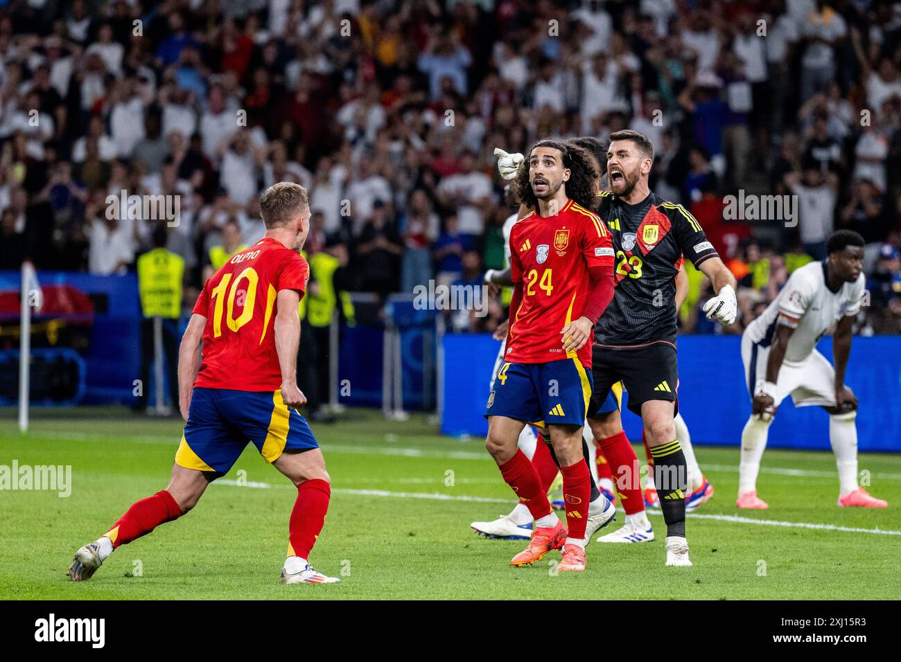 Unai simon national team hi-res stock photography and images - Alamy