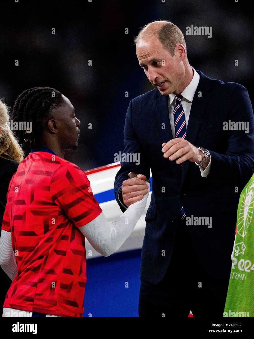 BERLIN, GERMANY - JULY 14: Eberechi Eze, Prince William, Prince of ...