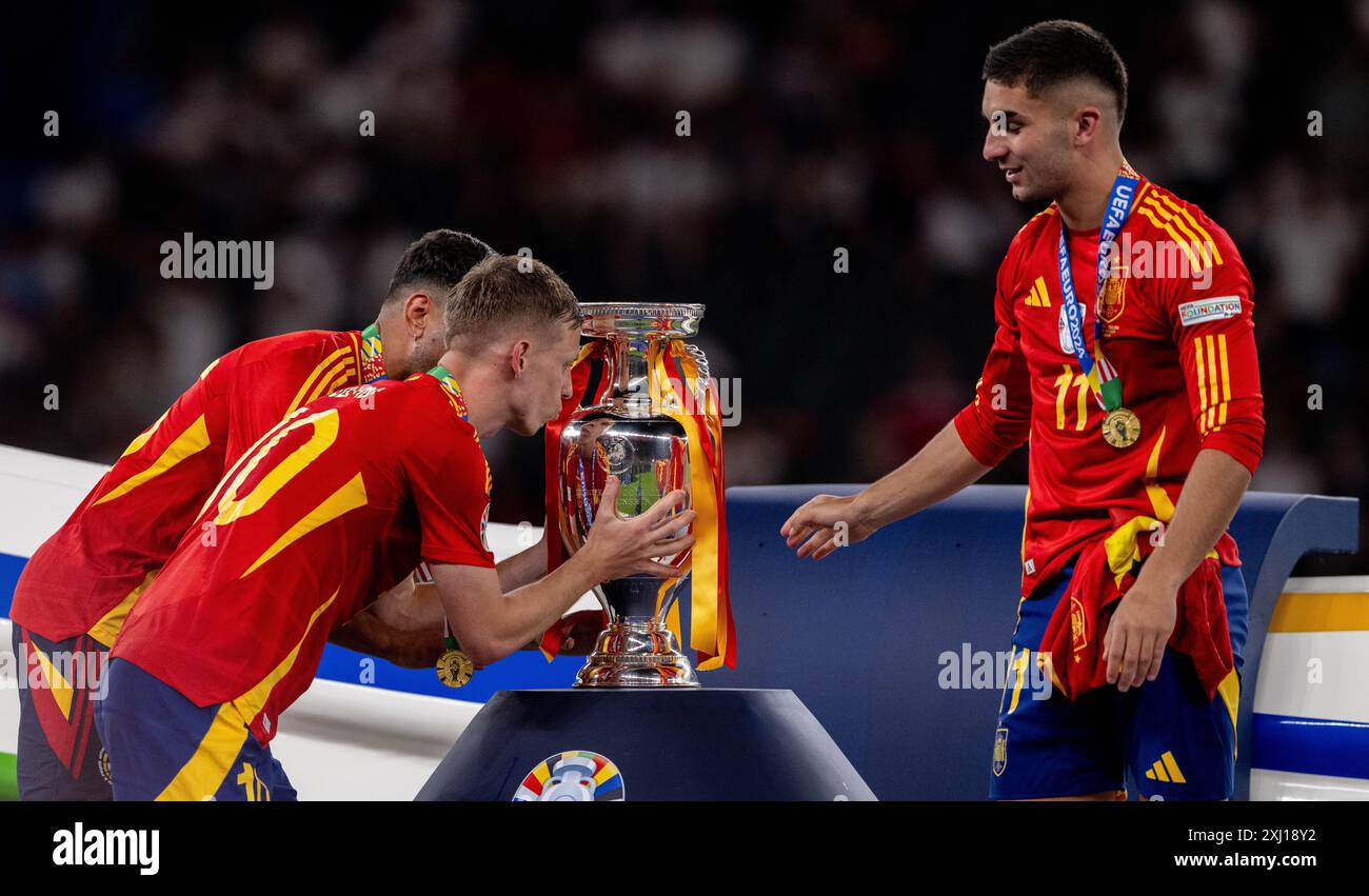 BERLIN, GERMANY - JULY 14: Ferran Torres, Dani Olmo with a trophy ...