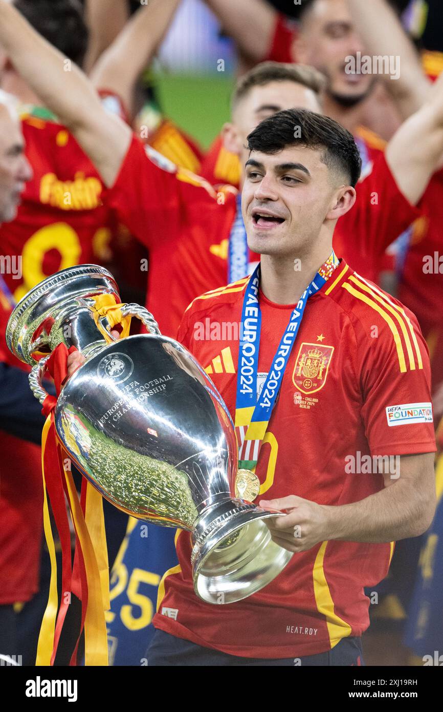 BERLIN, GERMANY - JULY 14: Pedri celebrate lifts the trophy during the ...