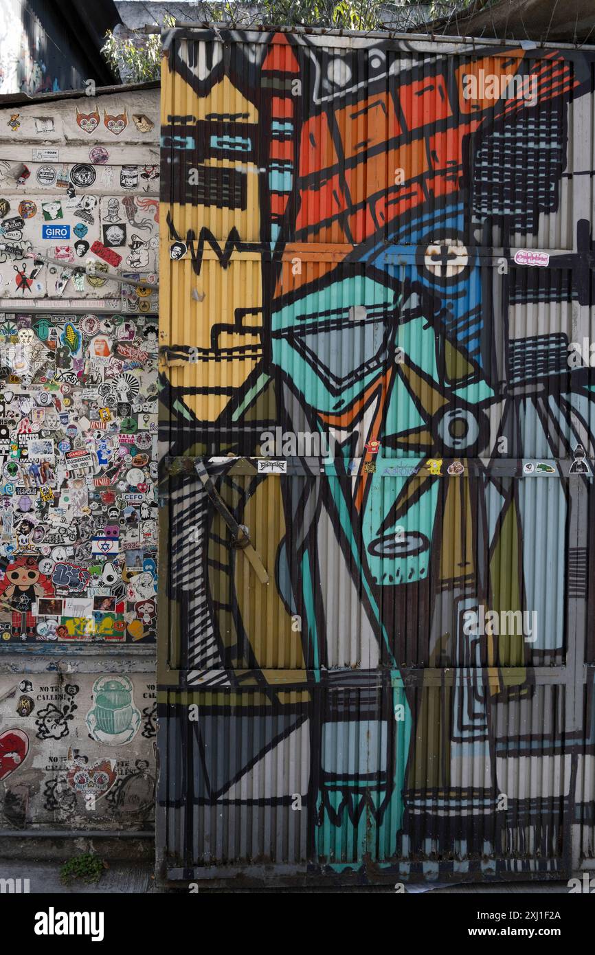 Various drawings and sketches on the exterior walls of buildings in ...