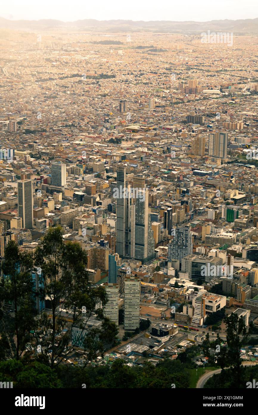 Montaña colombia hi-res stock photography and images - Alamy