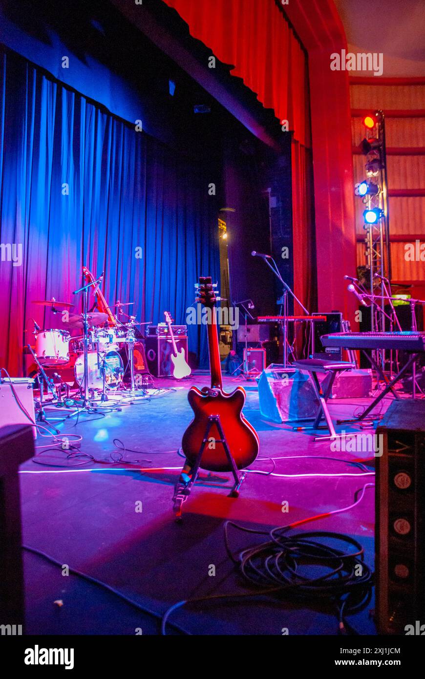 Band equipment on stage Stock Photo - Alamy