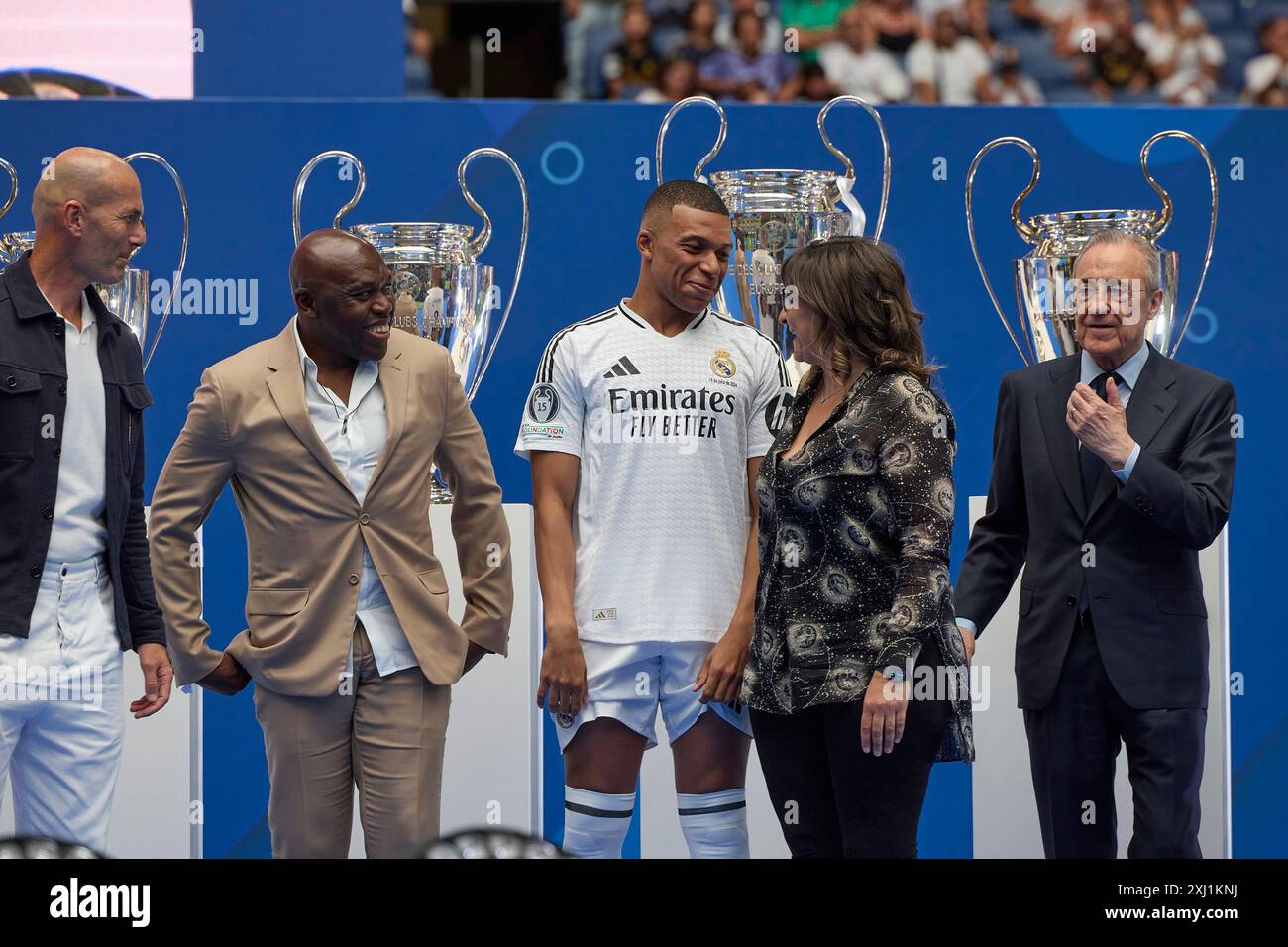 Kylian mbappe real madrid presentation hi-res stock photography and ...