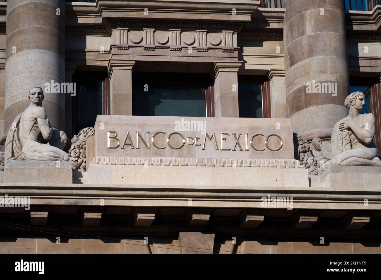 Sign on the Banco de Mexico building Mexico City, Cuauhtémoc, Mexico ...