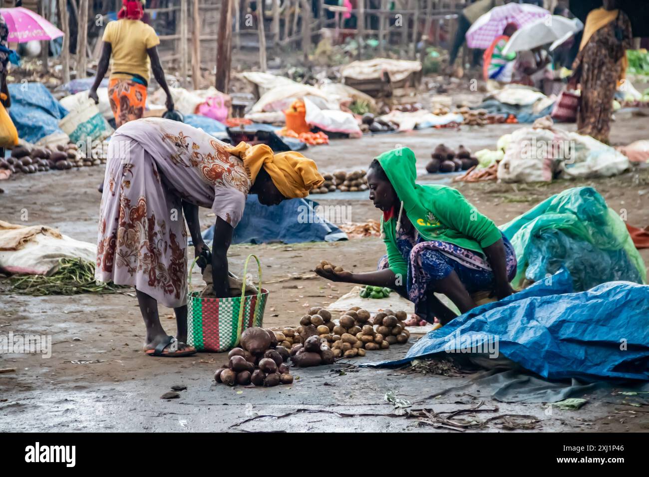 Bartering modern hi-res stock photography and images - Alamy