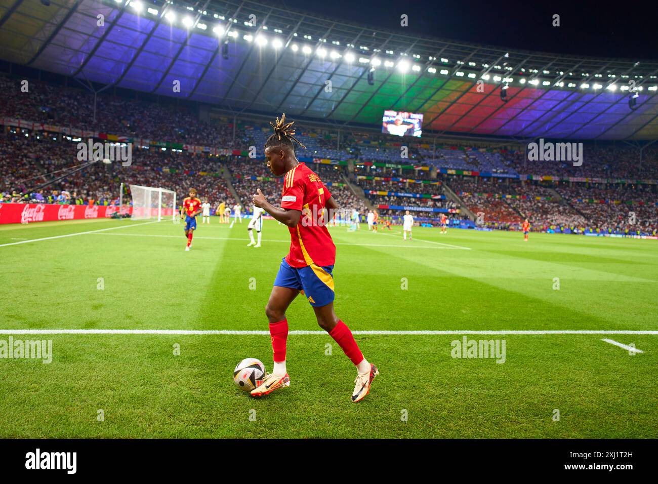 Nico Williams, ESP 17 beim Eckball Ecke, Eckfahne , corner flag, in the ...