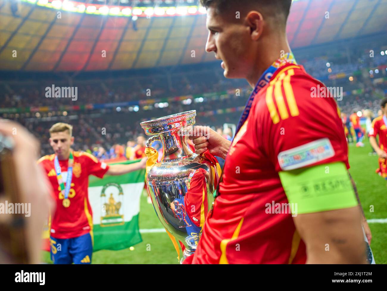 Alvaro Morata, ESP 7 with trophy in the final match SPAIN - ENGLAND 2-1 ...