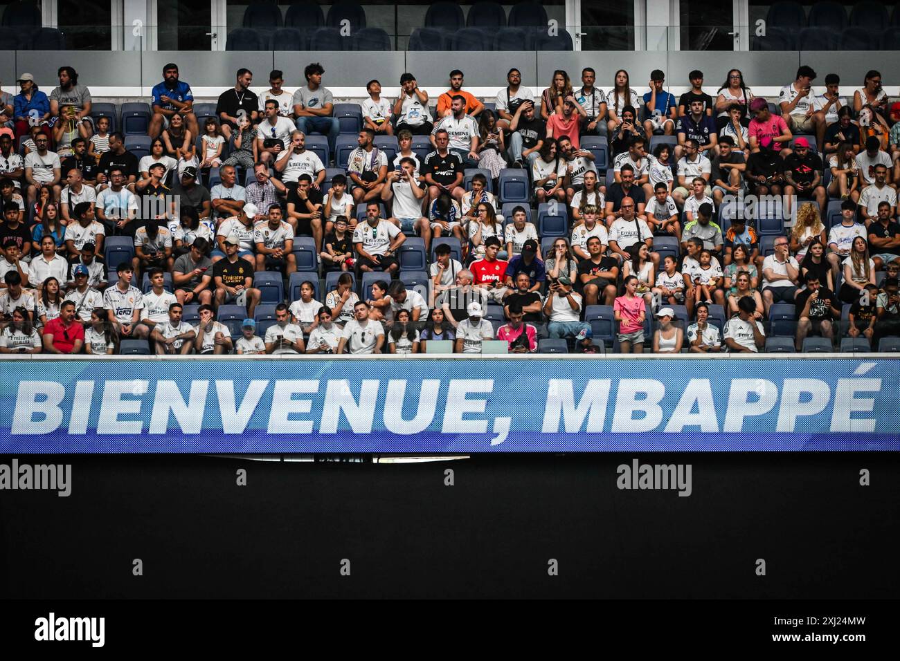Spectators before the presentation of Kylian MBAPPE as new player of ...