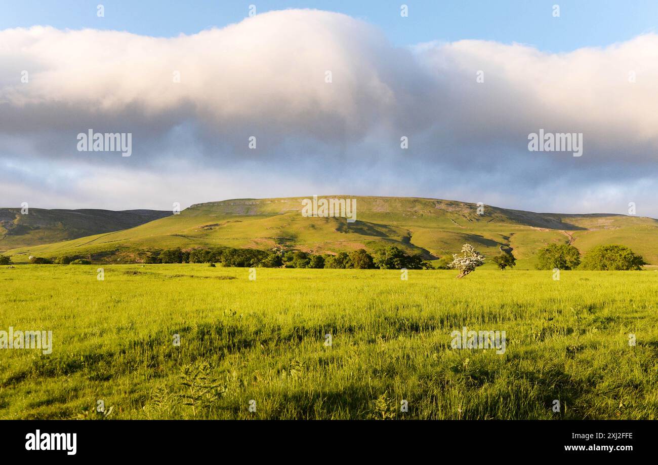Cross fell range hi-res stock photography and images - Alamy